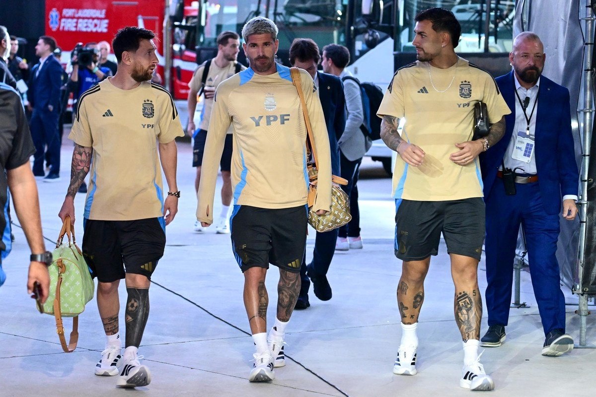 Messi e a Argentina chegam hoje a Angola para amistoso histórico