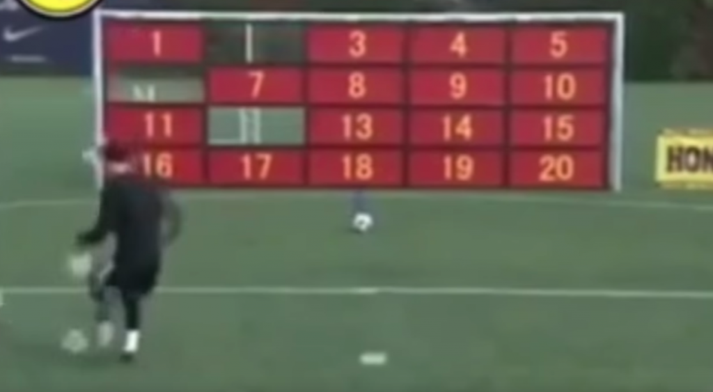 La última de Messi: 82 segundos para tumbar 20 paneles