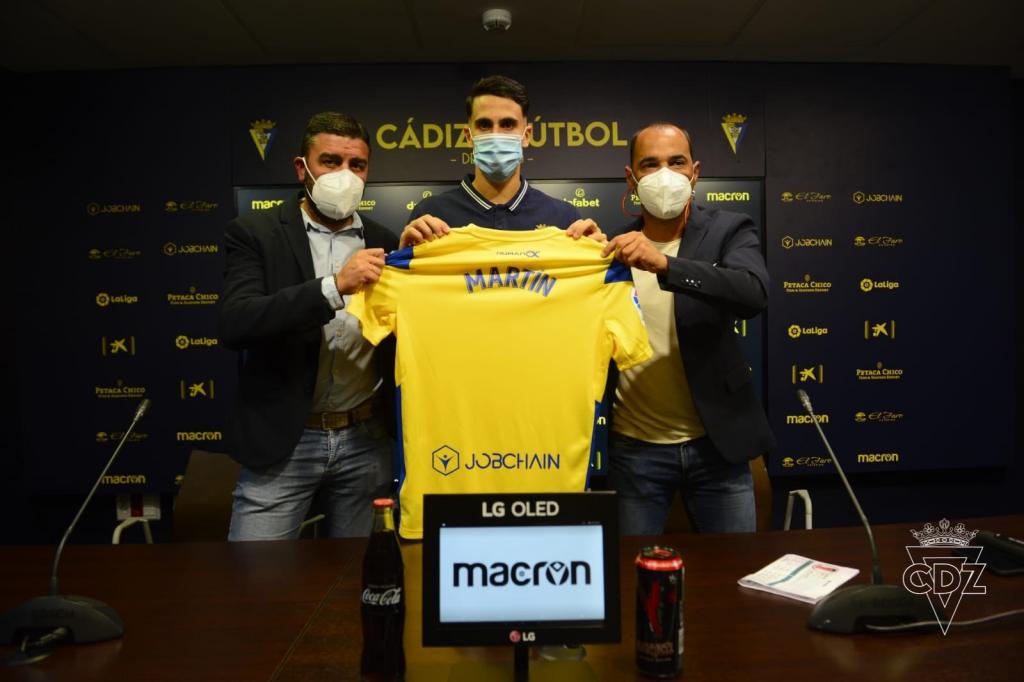 Martín Calderón, "en un sueño" por jugar en el Cádiz