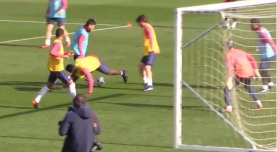 La primera jugada de genio de Messi en 2017