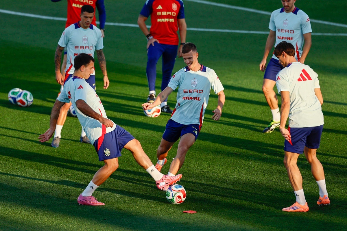 Dani Olmo ruled out of Georgia and Bulgaria clashes