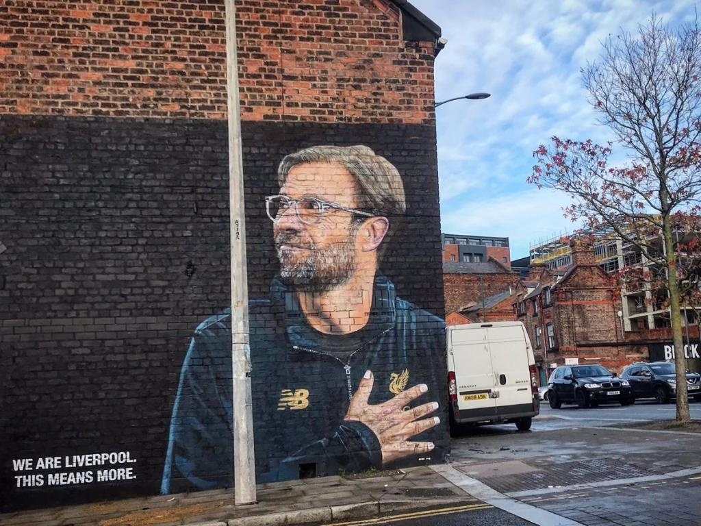El espectacular mural de Klopp en pleno centro de Liverpool