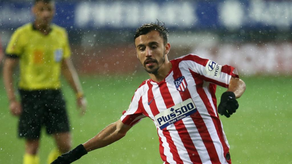 Óscar Clemente aumenta la lista de canteranos con minutos