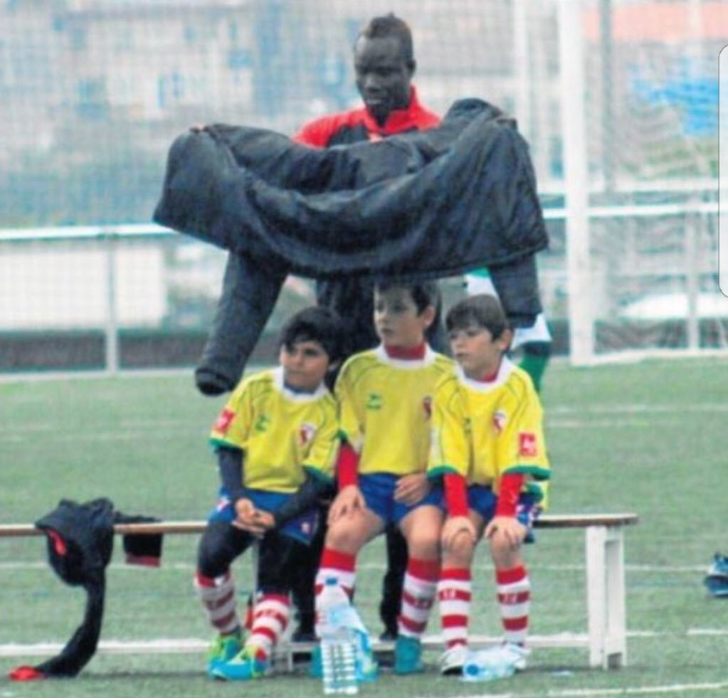 El ejemplar gesto en el fútbol base que se ha hecho viral