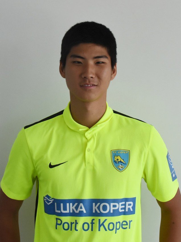 Park In-hyeok llega cedido al Koper