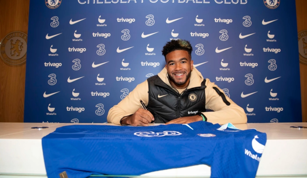 El Madrid puede olvidarse de Reece James, que renovó hasta 2028 como 'blue'