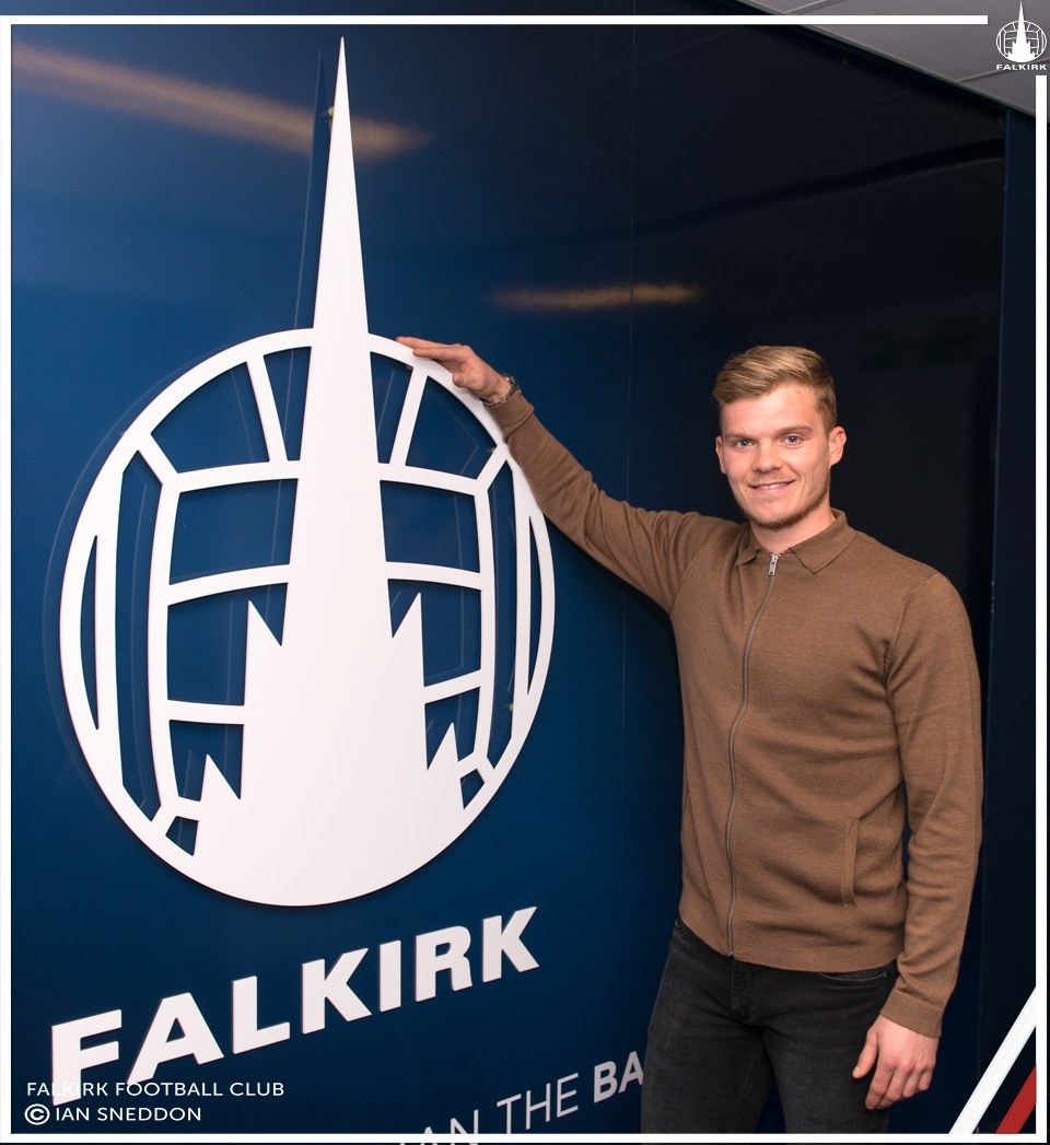 Robbie Thomson ficha por el Falkirk