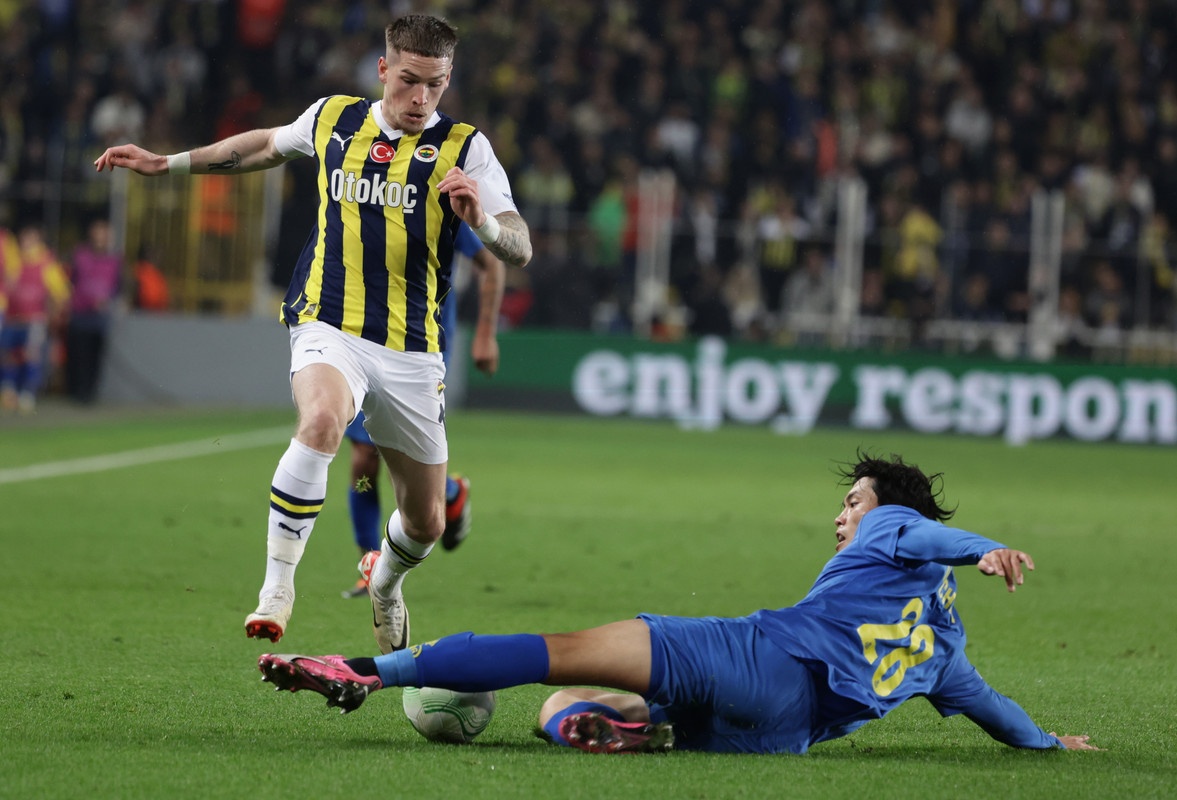 El gol de Rasmussen es insuficiente para el Union Saint-Gilloise