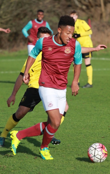 Sam Ford, al West Ham hasta 2017