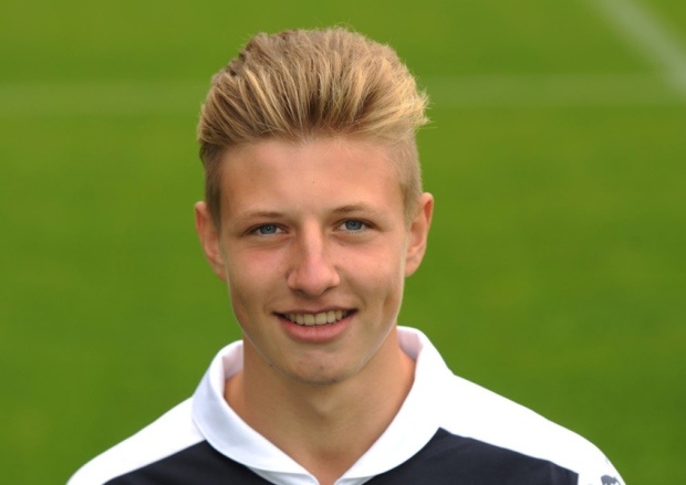 El Hibernian ficha a Sean Mackie