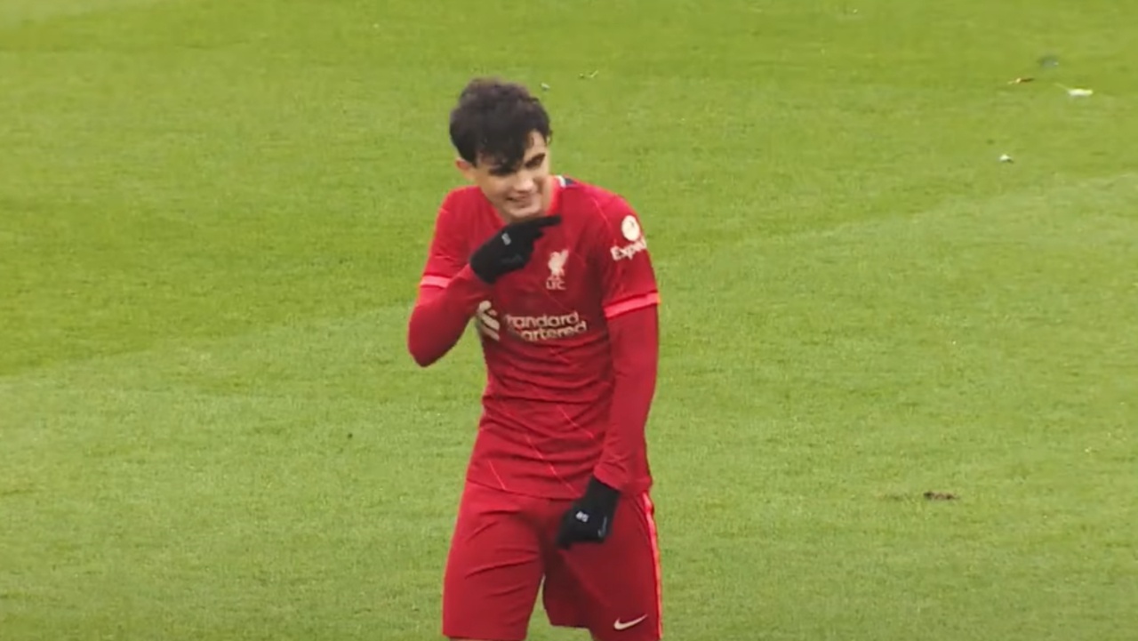 Un vigués hace historia con el Liverpool: Bajcetic, el 'red' más joven ...