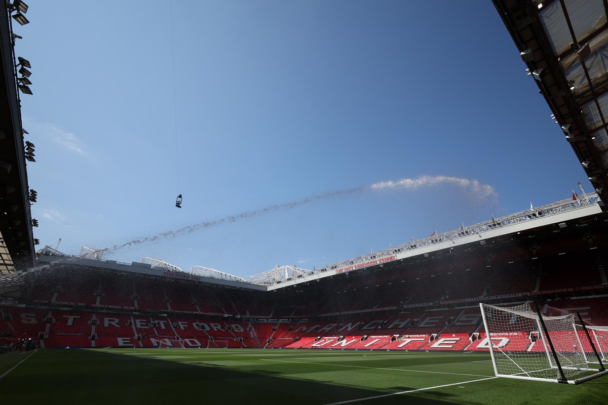 Anfield hosts Man Utd’s 100th battle with Liverpool