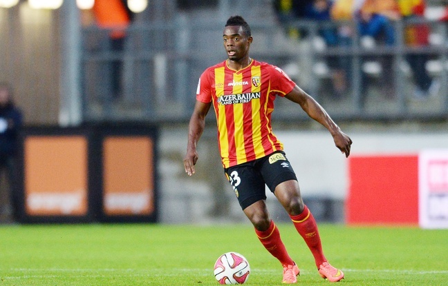 El Lens renueva a Wylan Cyprien