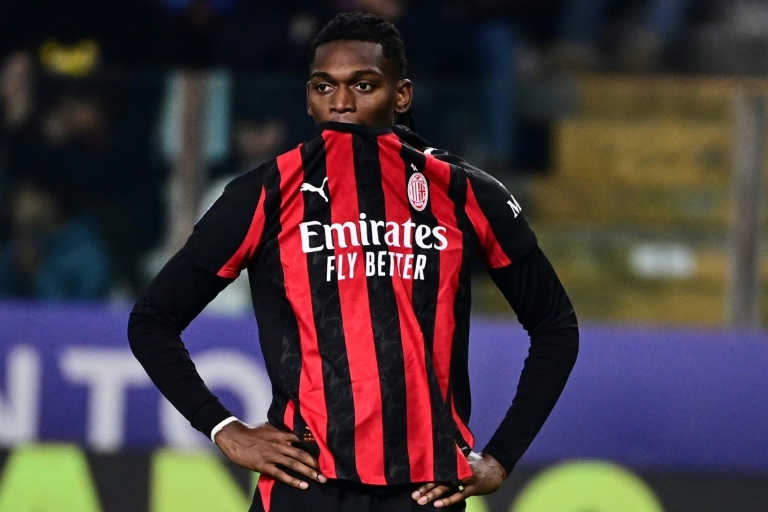 L'AC Milan perd la tête à Parme, la Juventus Turin rechute