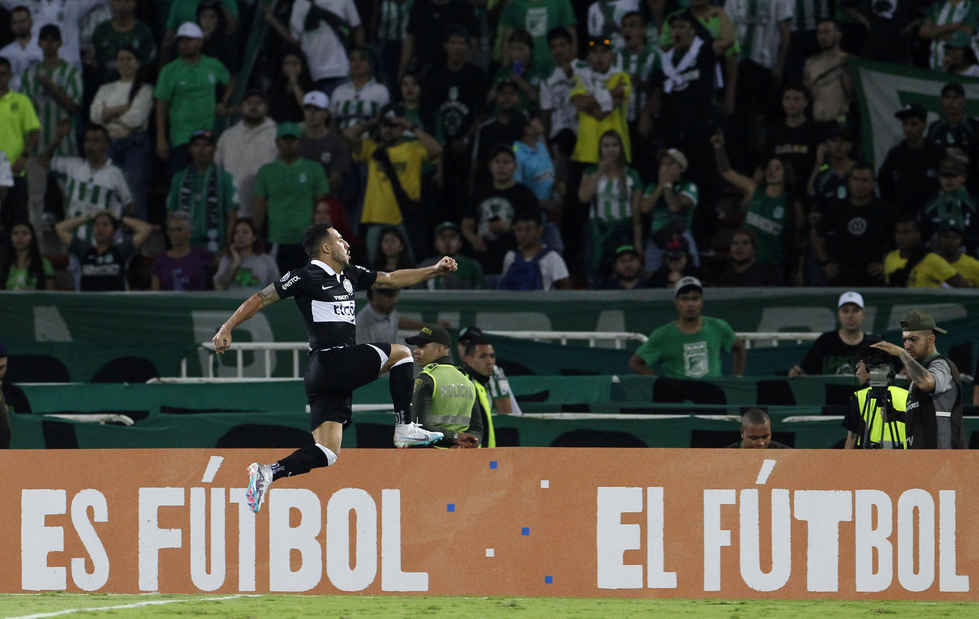 Olimpia aguanta las embestidas de Atlético Nacional