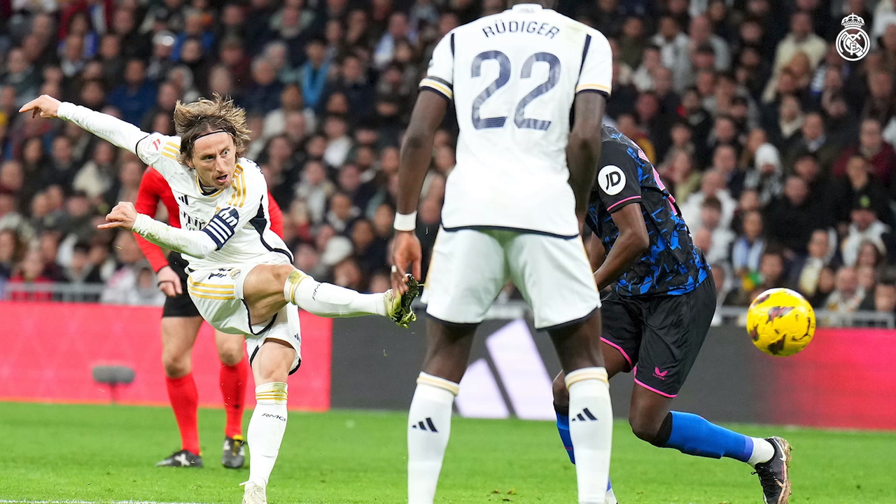VIDEO: Luka Modric’s special night vs Sevilla