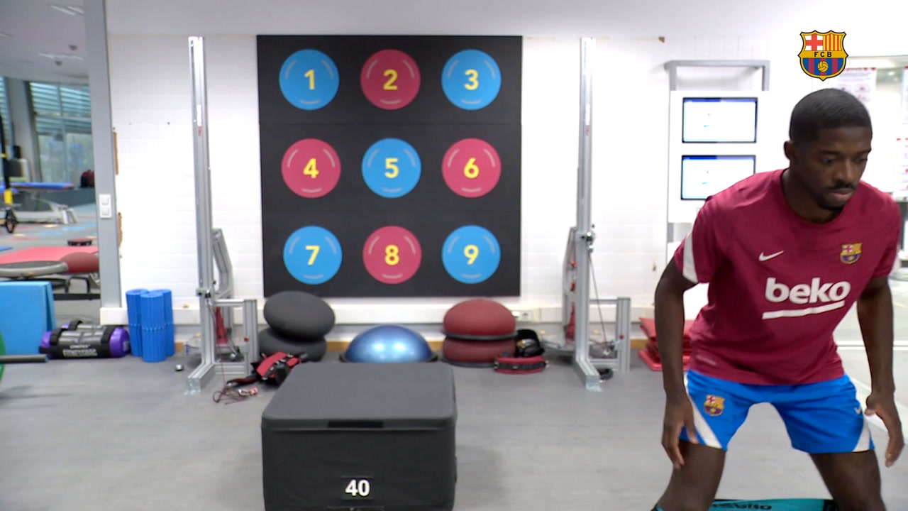 VIDEO: Ousmane Dembele dons his new number while he continues his recovery