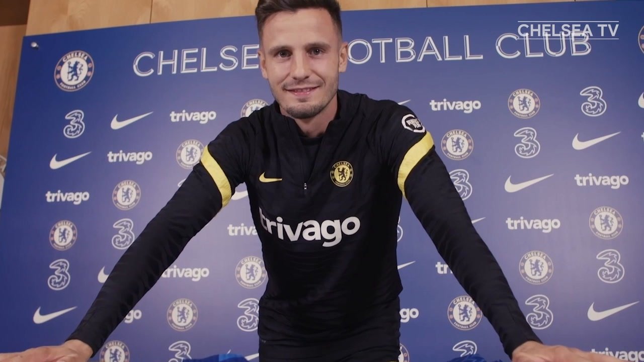 VÍDEO: Saúl ya es uno más en el Chelsea