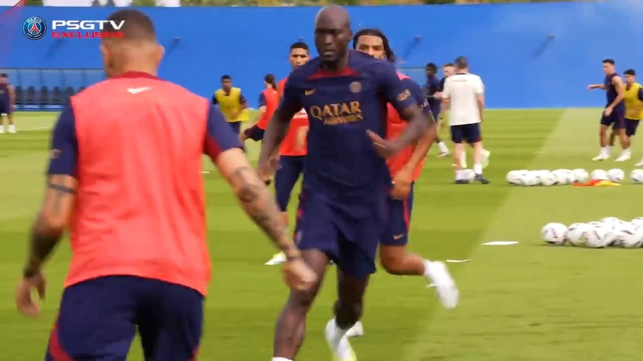 VIDÉO : Neymar est de retour à l'entraînement