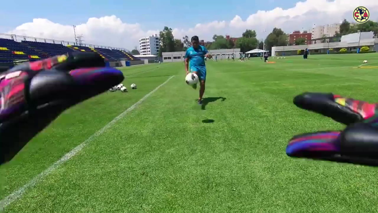 VÍDEO: el entrenamiento de las porteras del América, en primera persona