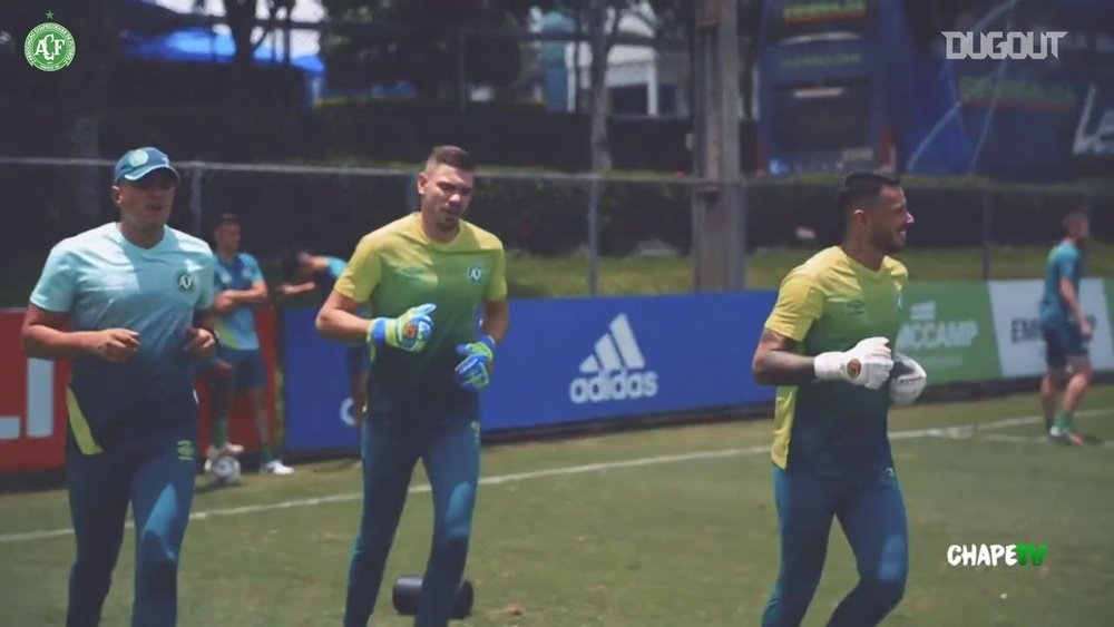 VÍDEO: Chapecoense encerra preparação para duelo contra o América-MG VÍDEO: Chapecoense encerra preparação para duelo contra o América-MG