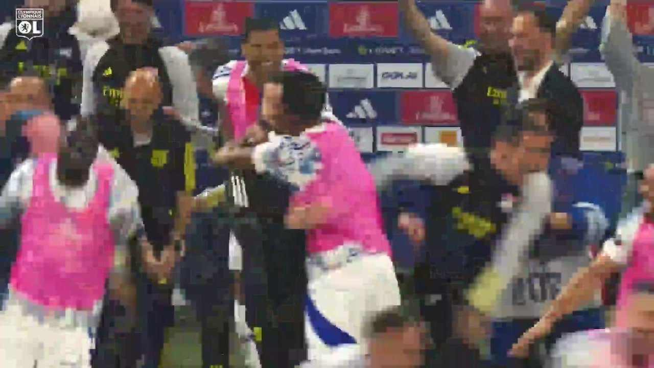 VIDÉO : La belle célébration de l’OL après sa qualification européenne