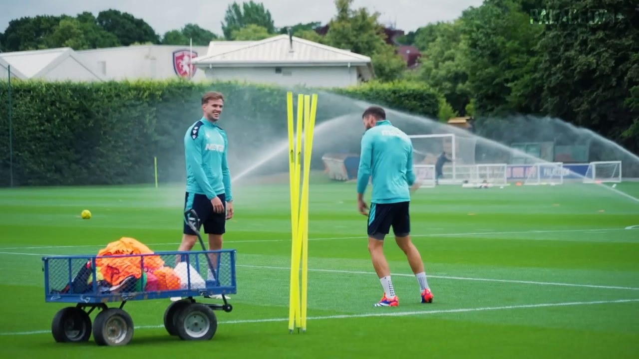 VIDEO: Daichi Kamada's first training session at Crystal Palace
