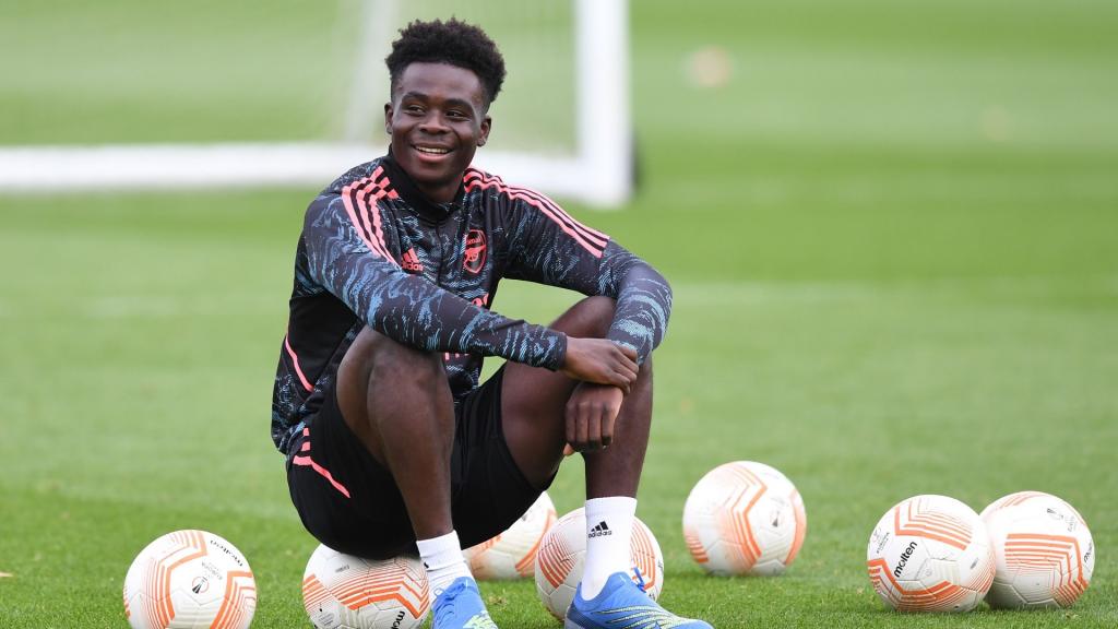 Saka returns to training easing England's World Cup fears