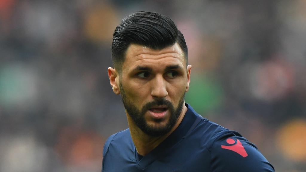 Bologna complete deals for Soriano and Sansone